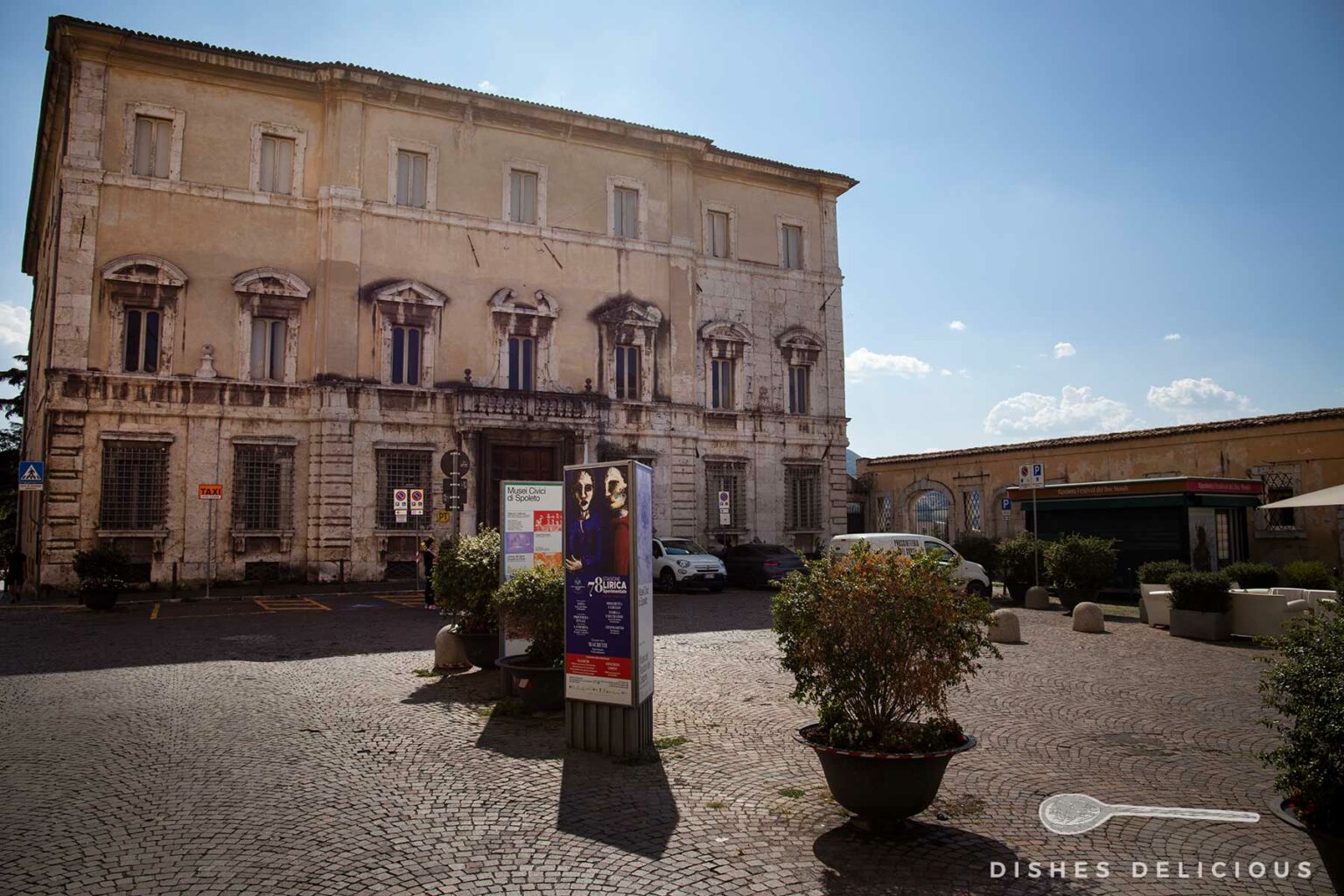 Spoleto Reiseführer: Zwischen historischen Sehenswürdigkeiten und ...